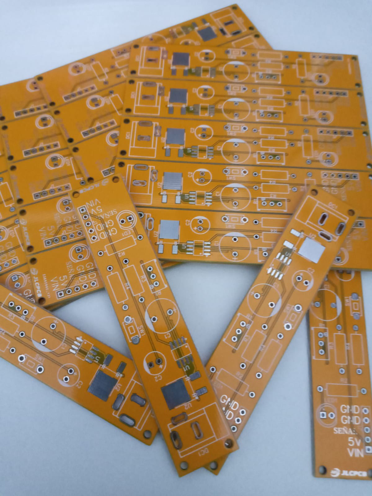 Gallery | MULTIVIBRADOR MONOASTABLE VARIABLE | Hackaday.io