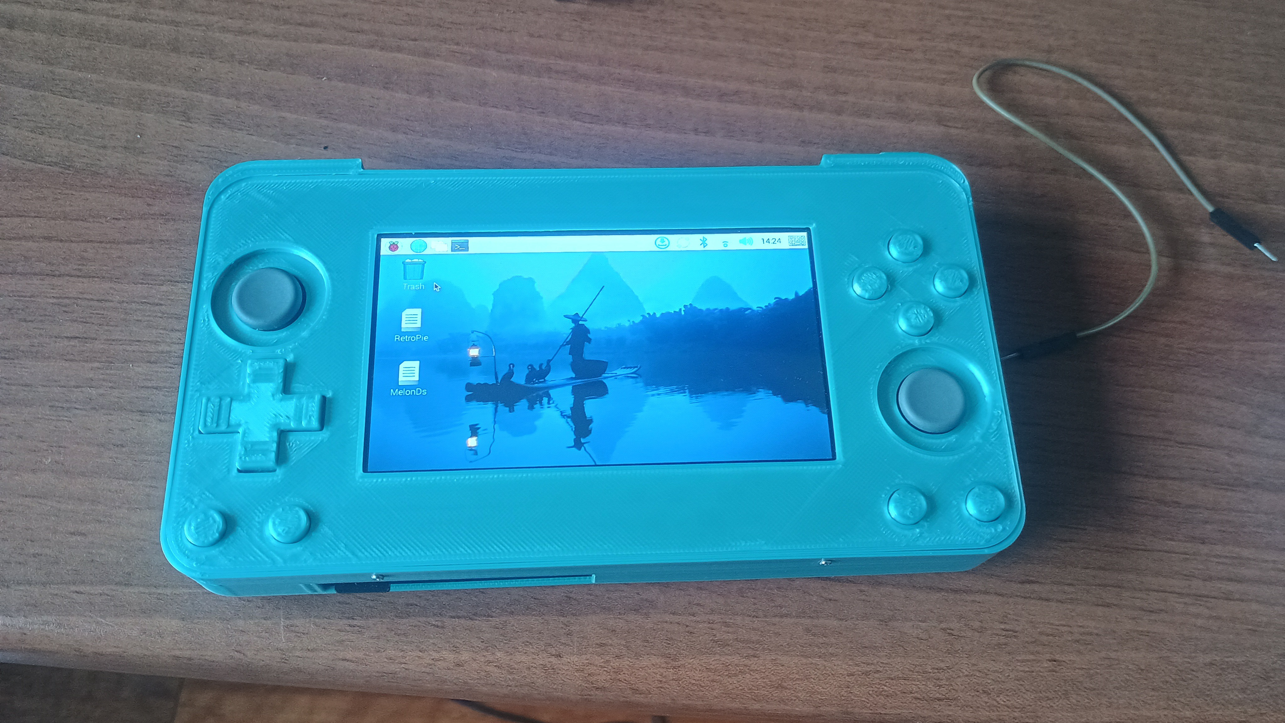 Gallery | DSpi: Rasberry Pi 5 Clamshell Handheld | Hackaday.io