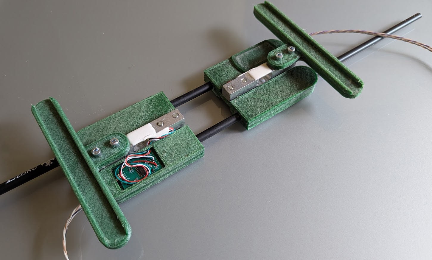 Gallery | RC plane Center of Gravity finder | Hackaday.io