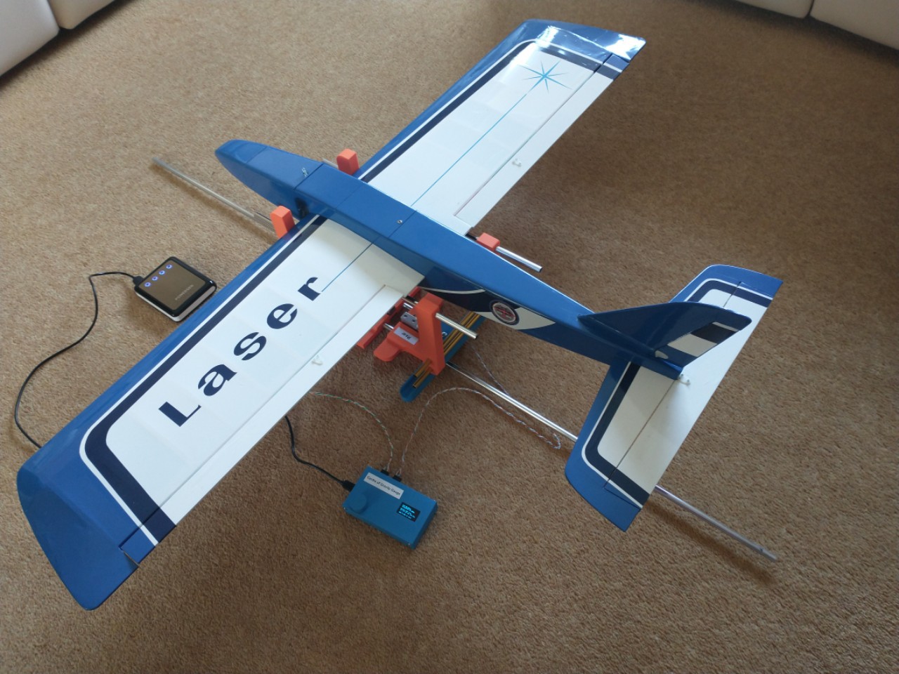 RC plane Center of Gravity finder | Hackaday.io