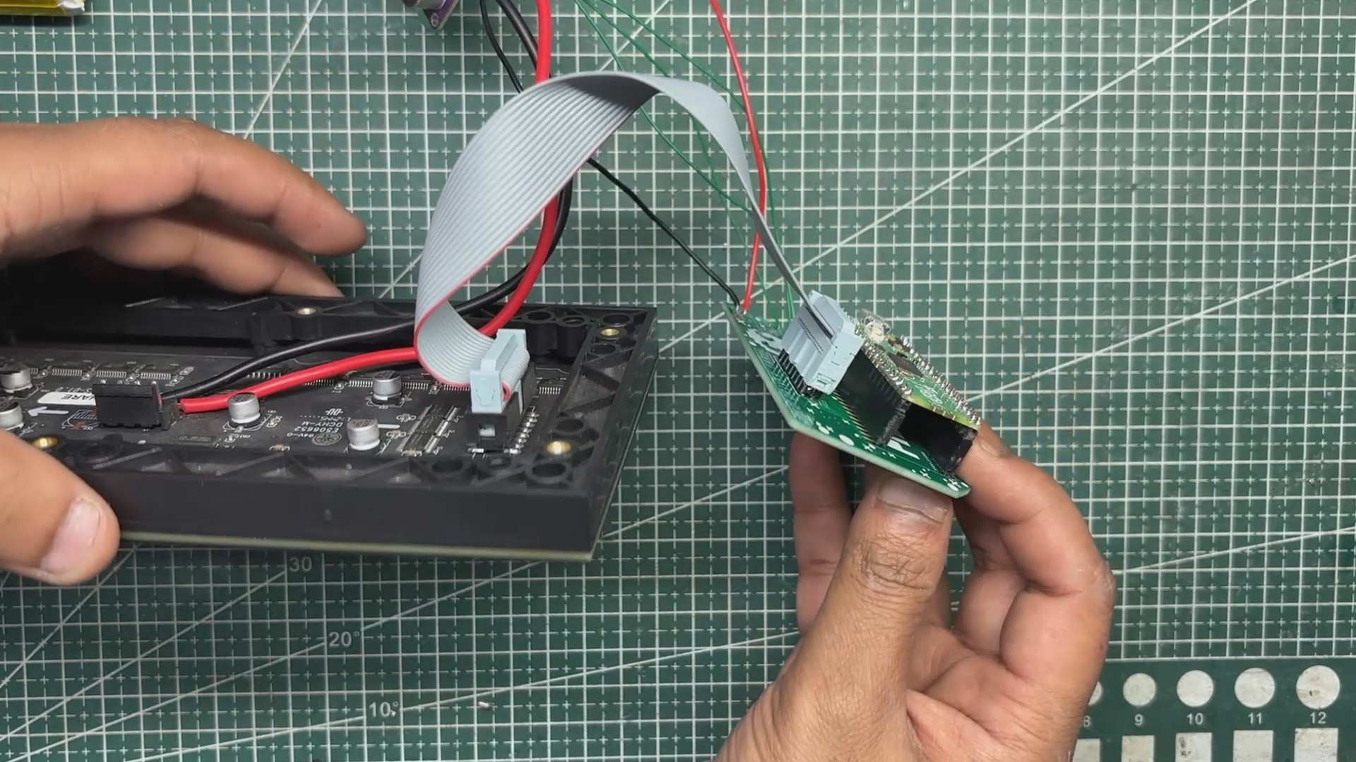 WaveFORM : the Background Sound Visualizer | Hackaday.io