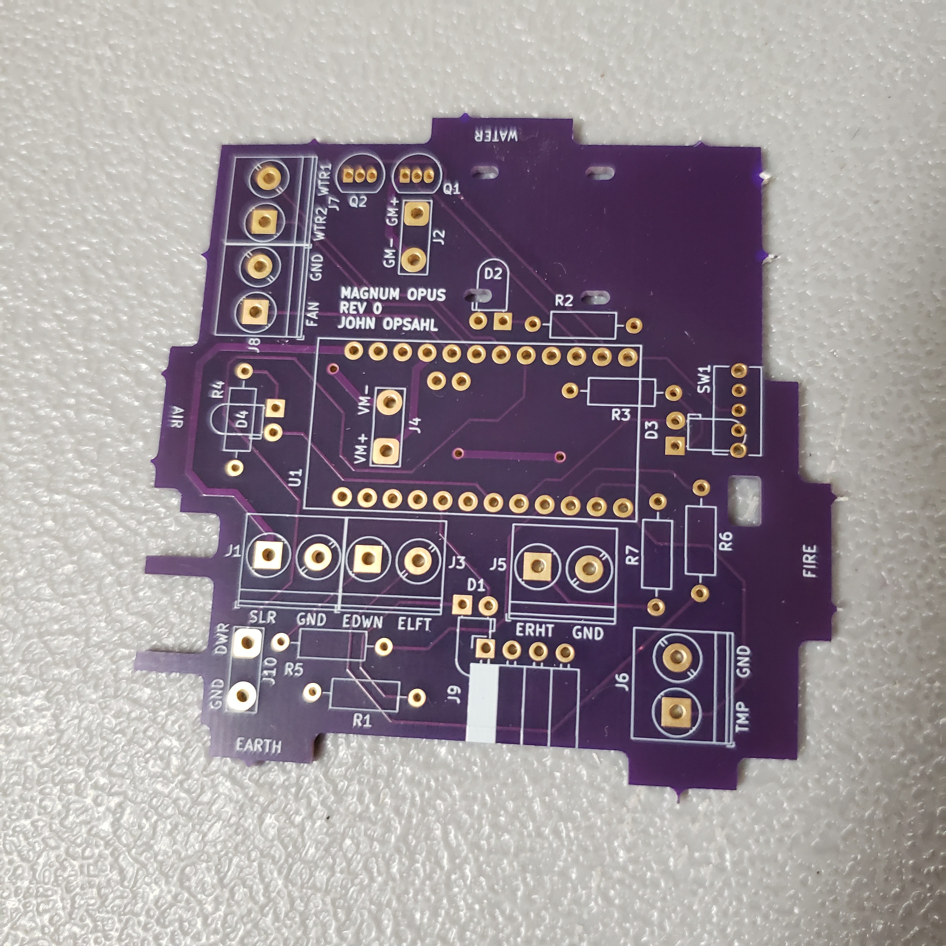 first assembly with PCB | Details | Hackaday.io