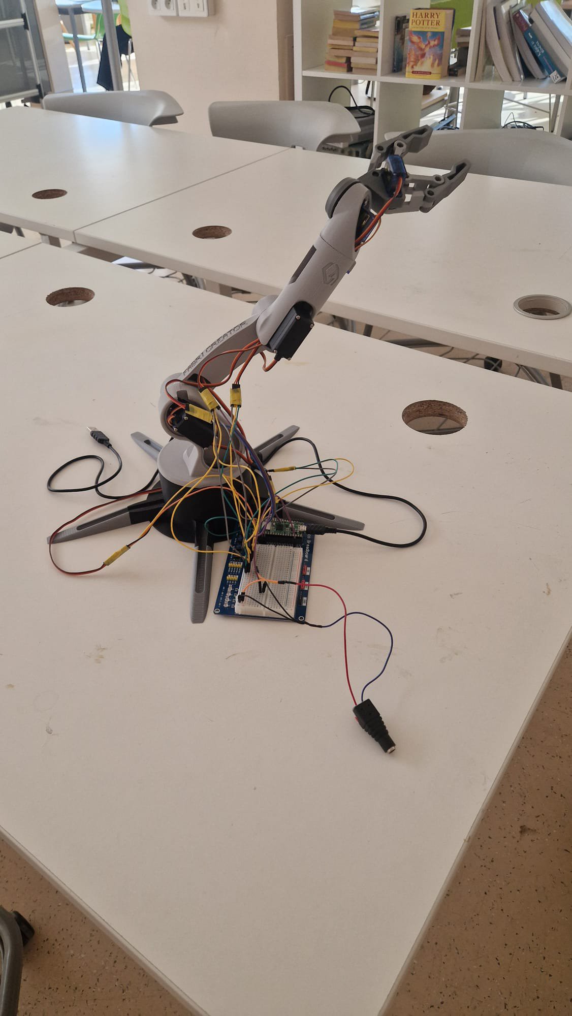 Gallery | Robotic arm (again) | Hackaday.io