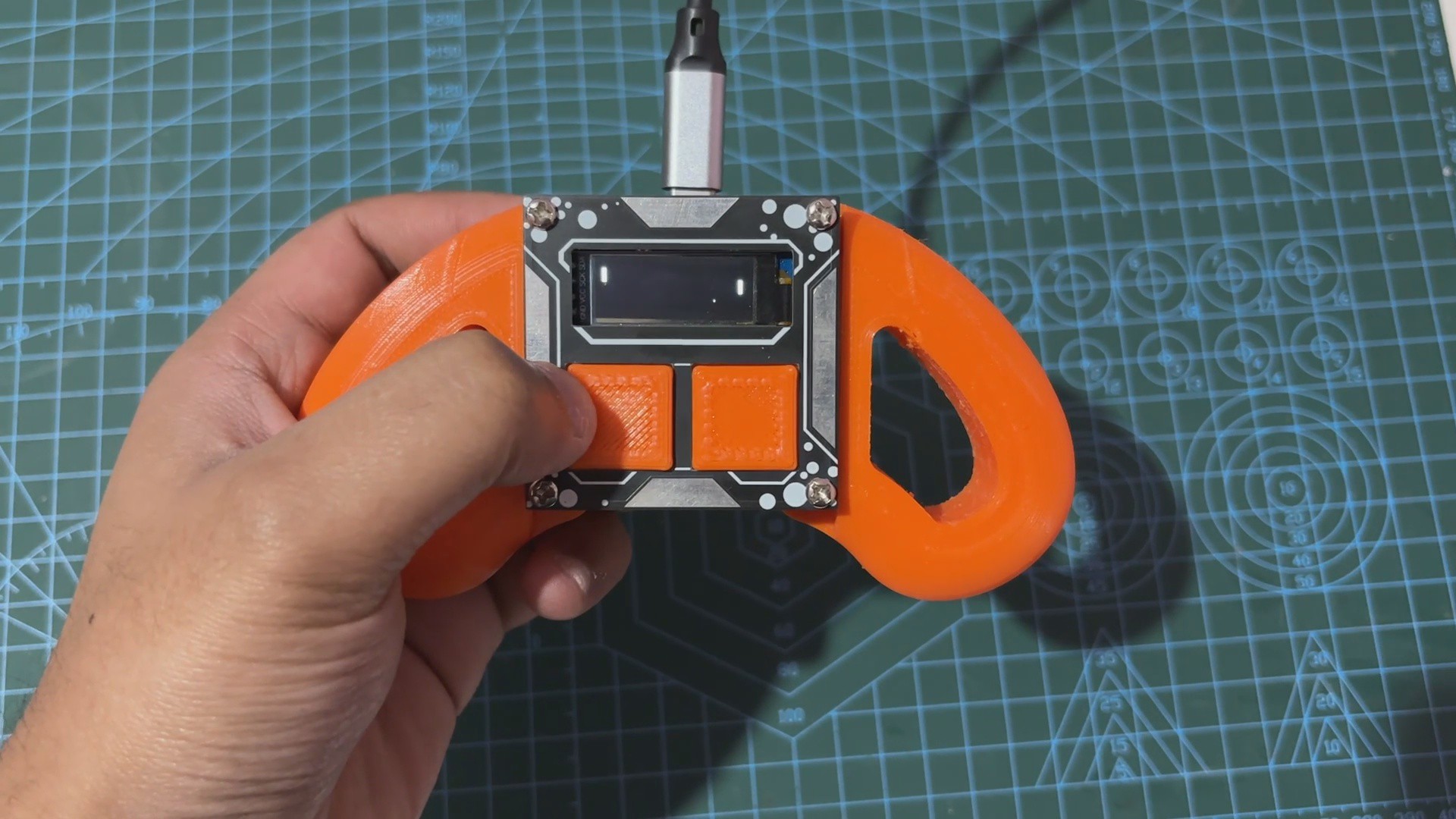 Gallery | Handheld PONG Console | Hackaday.io