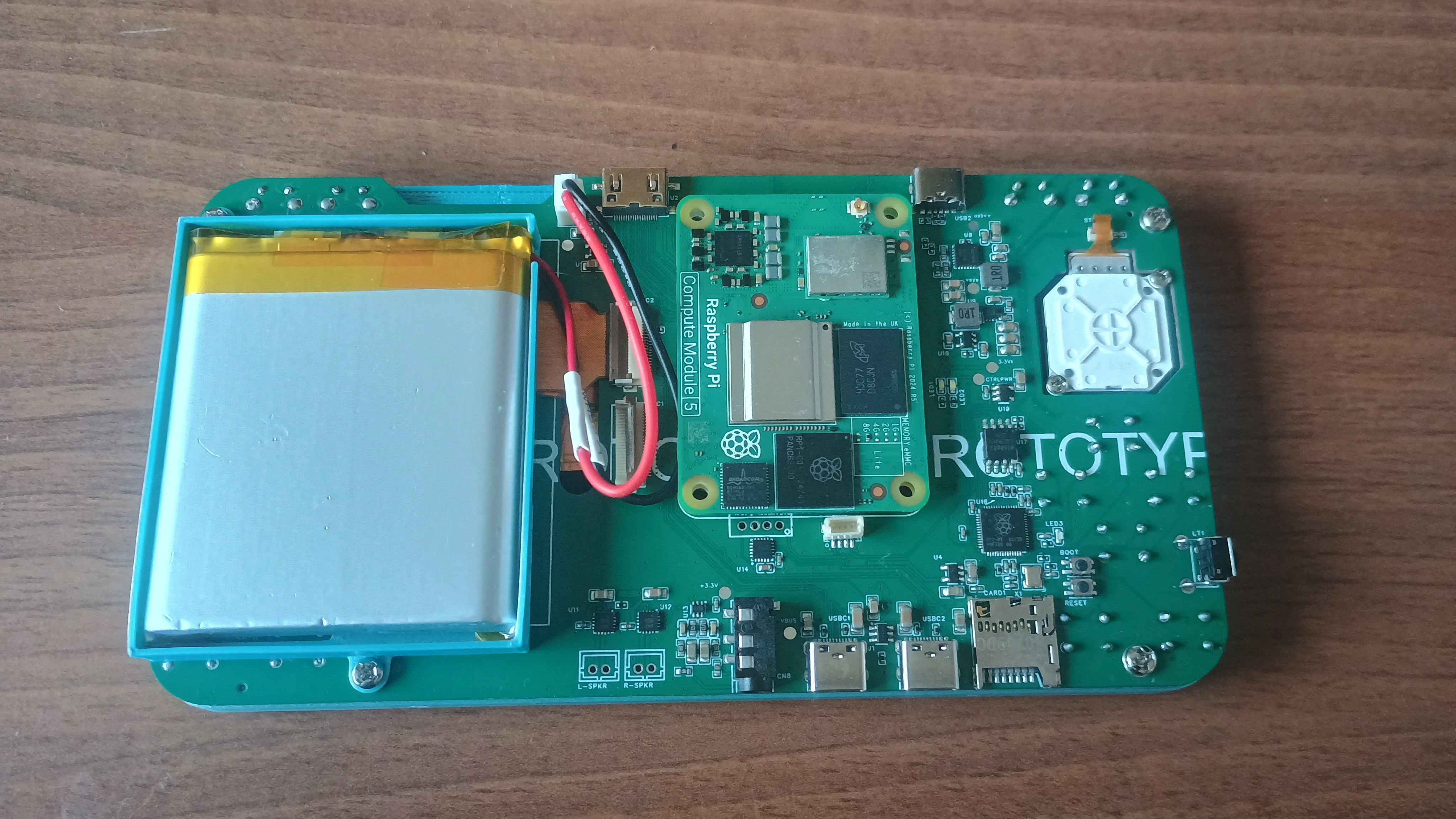 Gallery | DSpi: Rasberry Pi 5 Clamshell Handheld | Hackaday.io