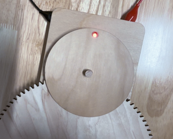 Gallery | Mechanical 1Hz Blinking LED | Hackaday.io