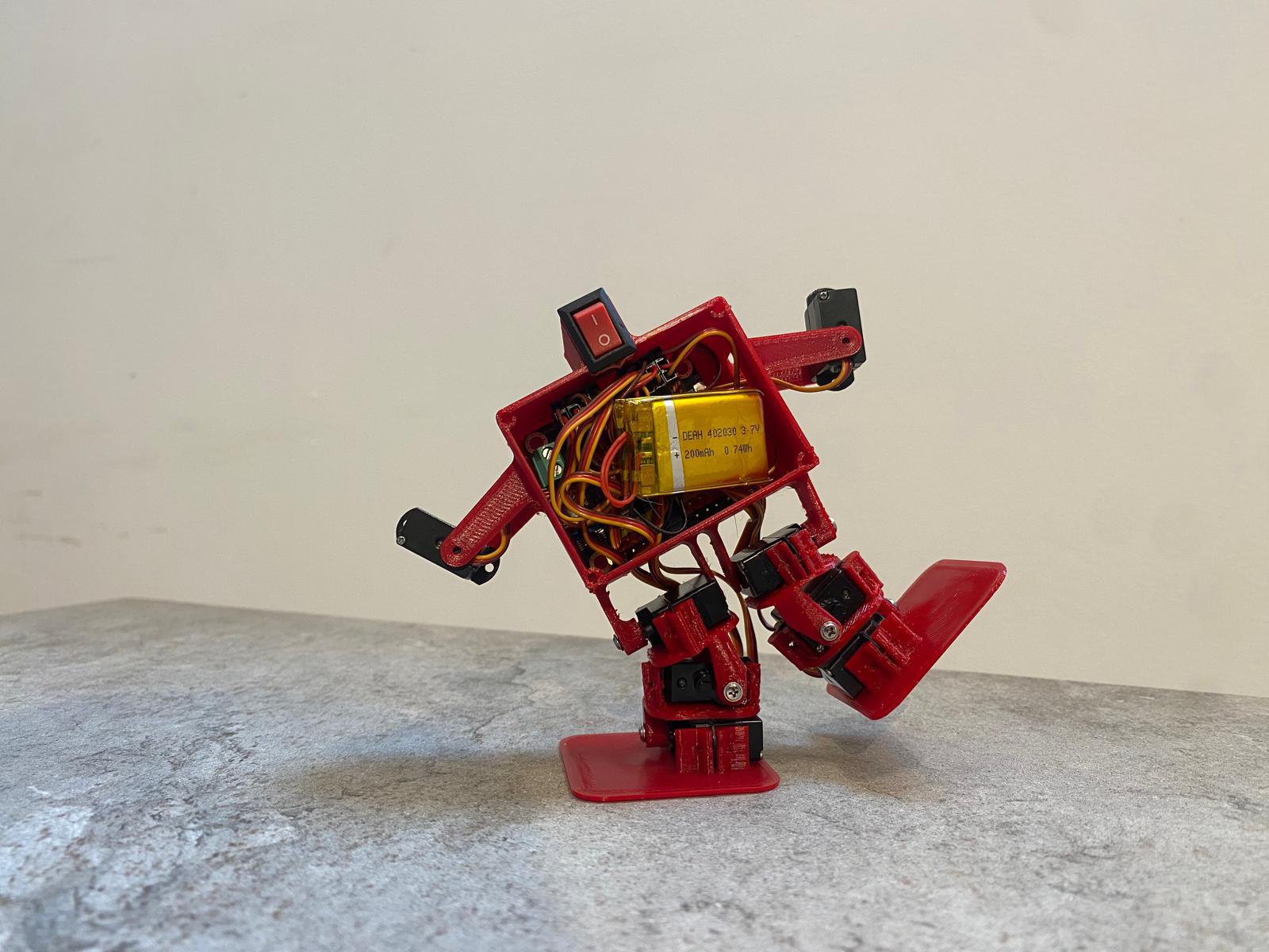 Gallery | Smallest Humanoid Robot World Record (almost) | Hackaday.io