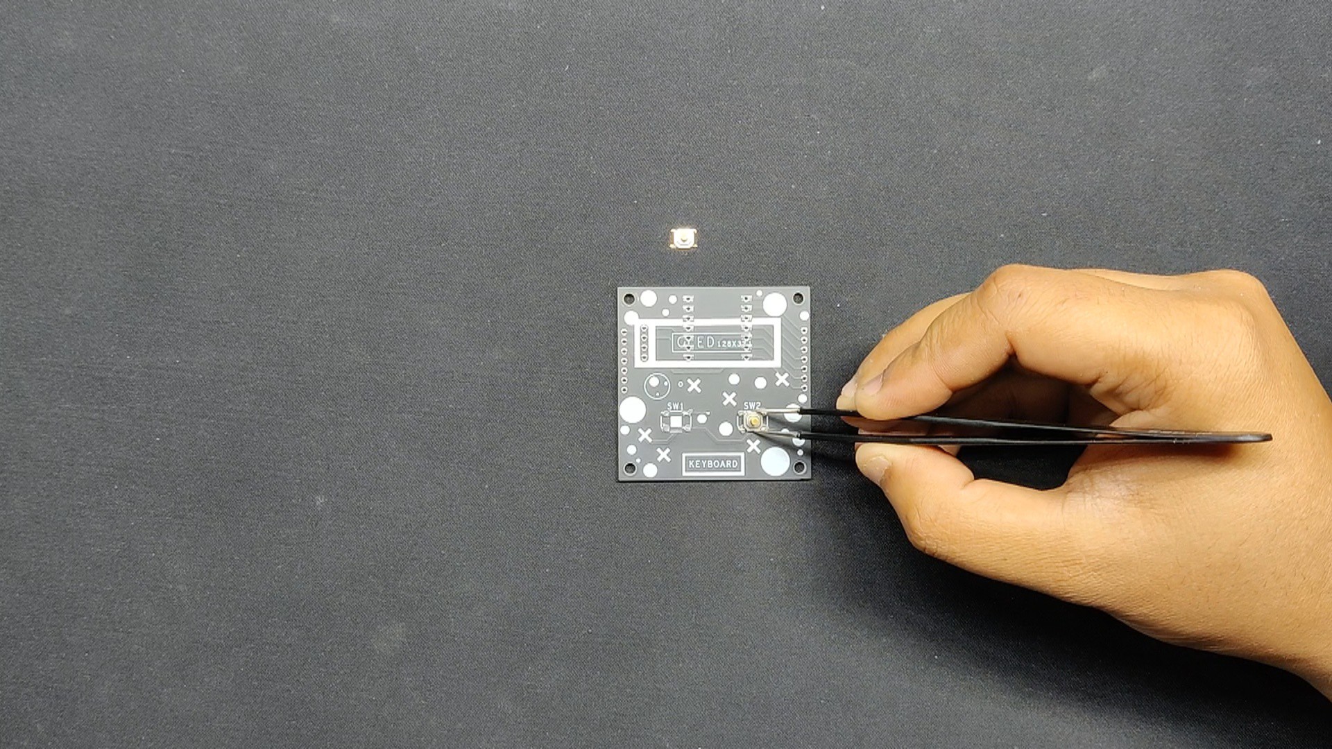 Gallery | Handheld PONG Console | Hackaday.io