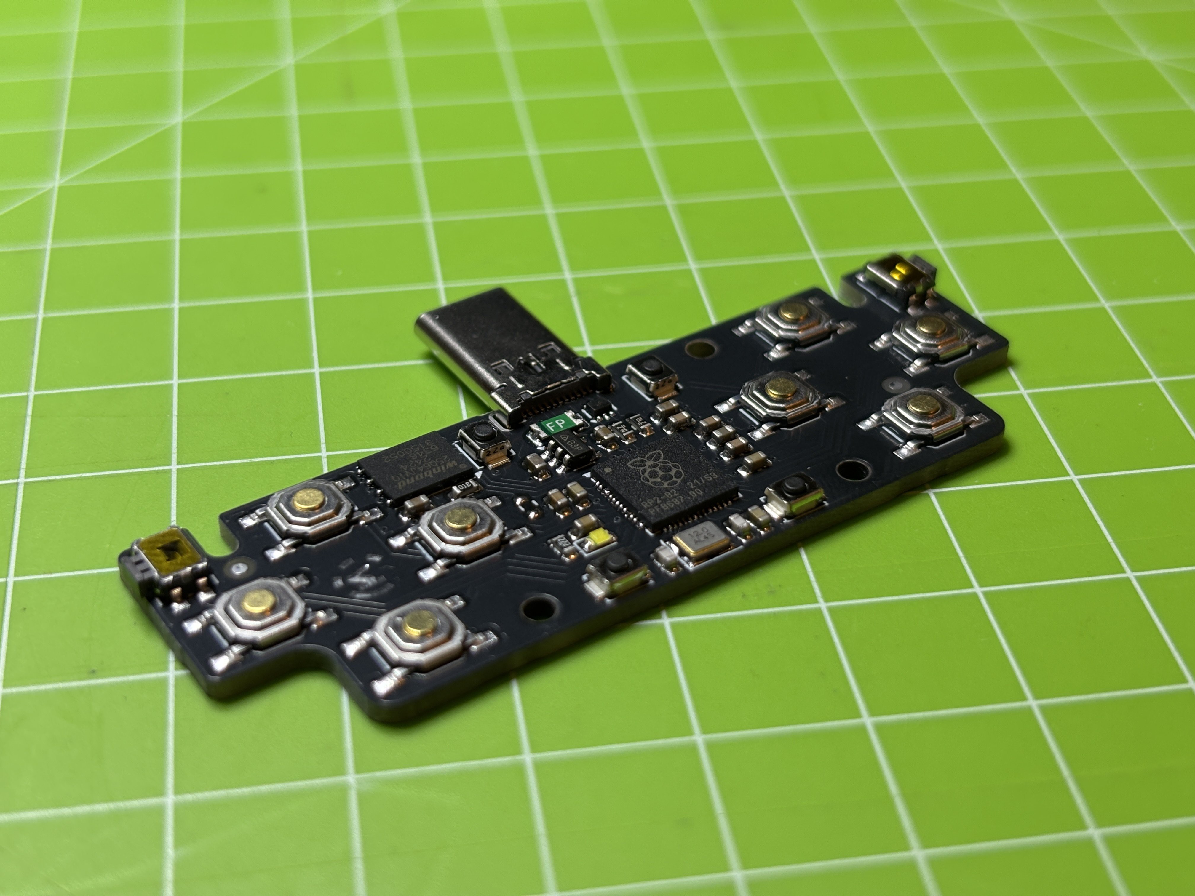 Gallery | DIY Portrait Mode Gamepad | Hackaday.io