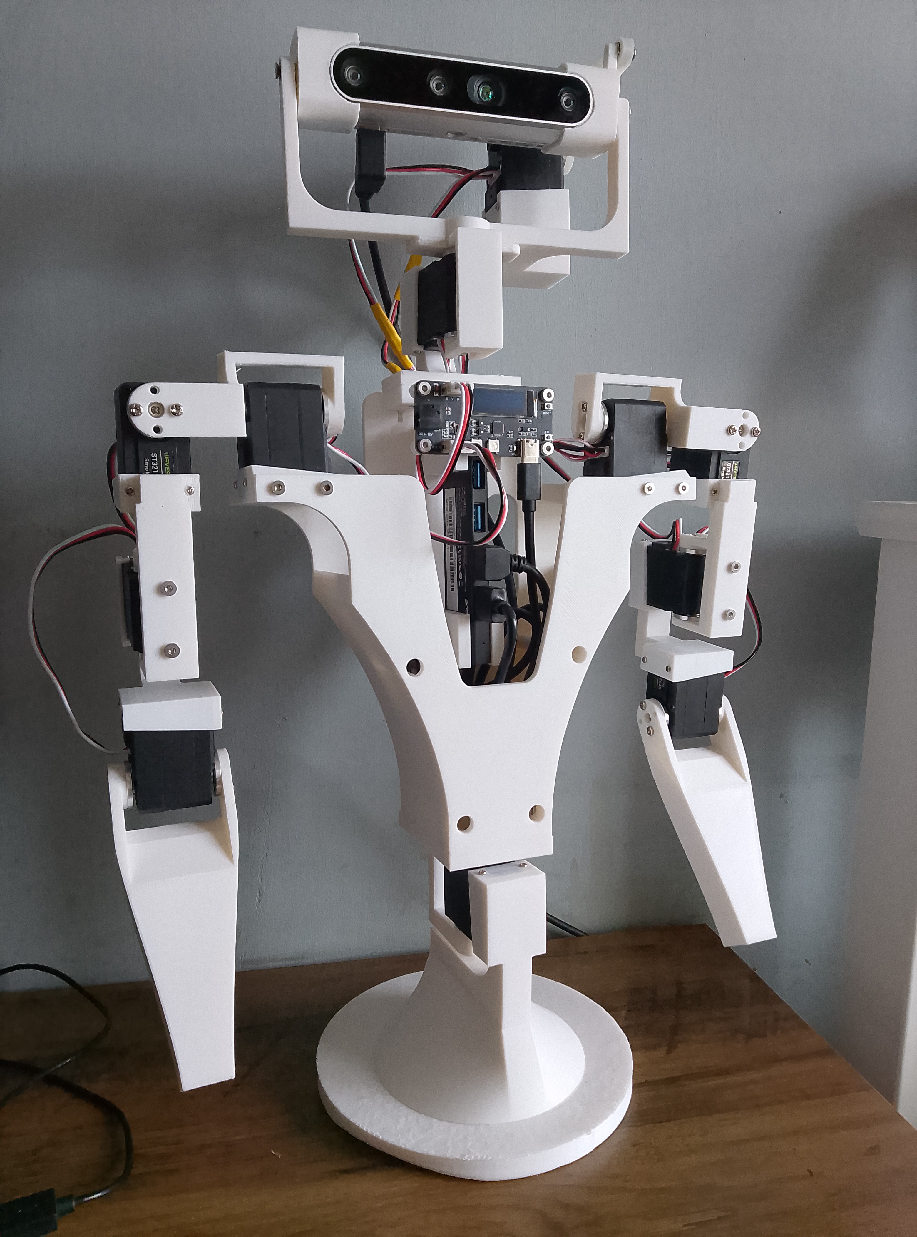 Gallery | Nova Humanoid robot, working arms and head | Hackaday.io
