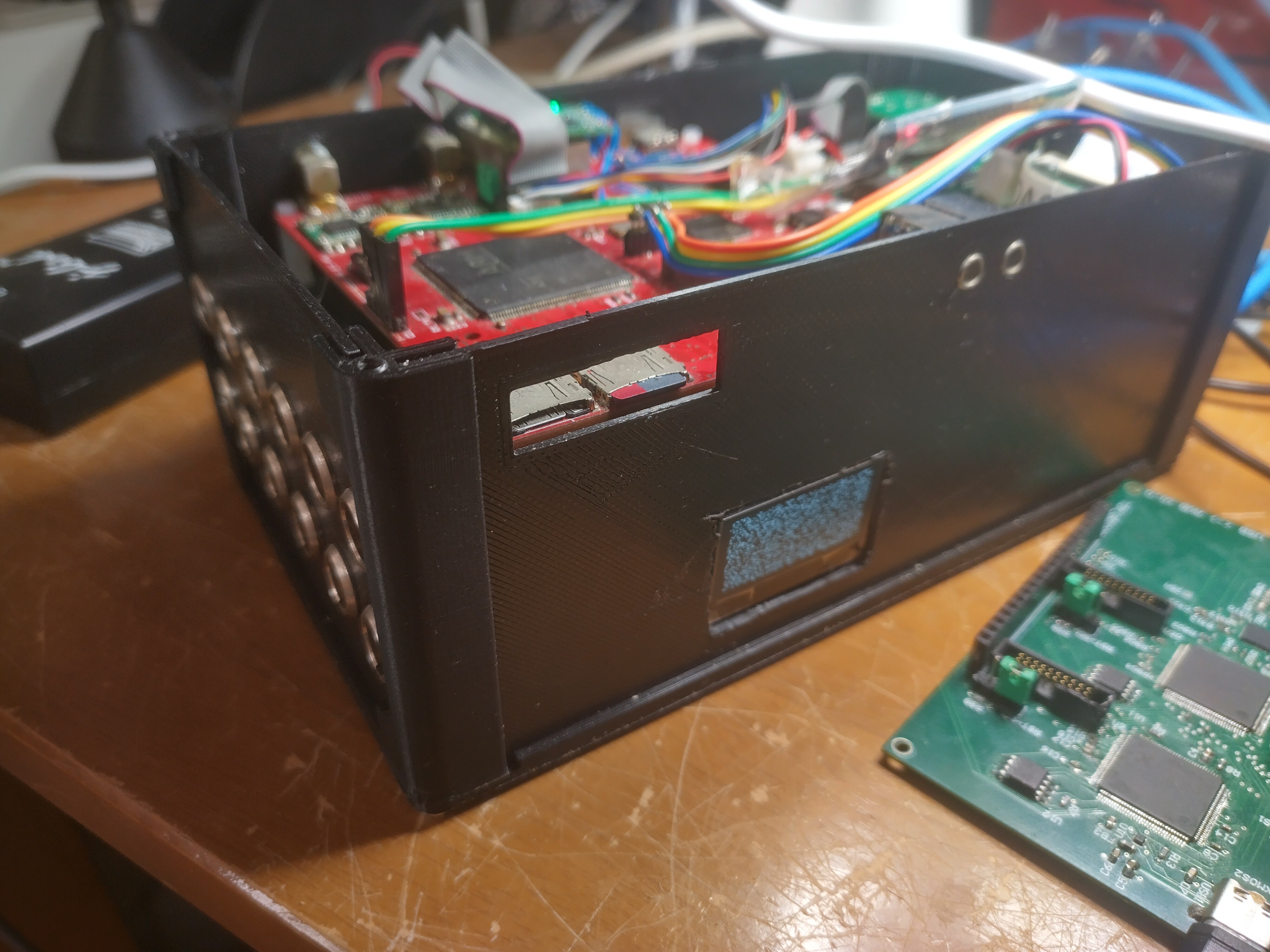 back to 3d print case and screen on the side | Details | Hackaday.io