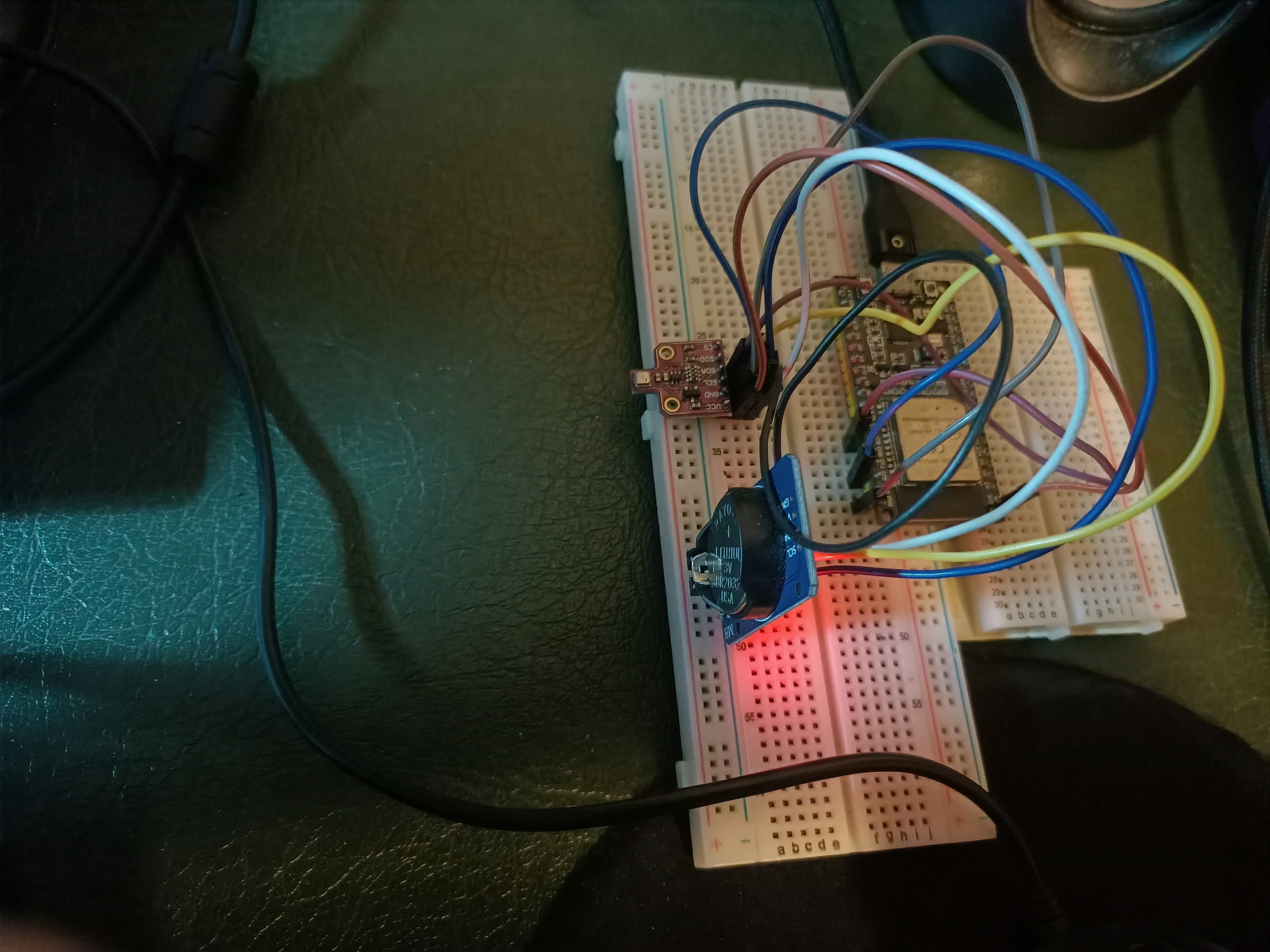 Gallery | Multifunction alarm clock + USB charging station | Hackaday.io