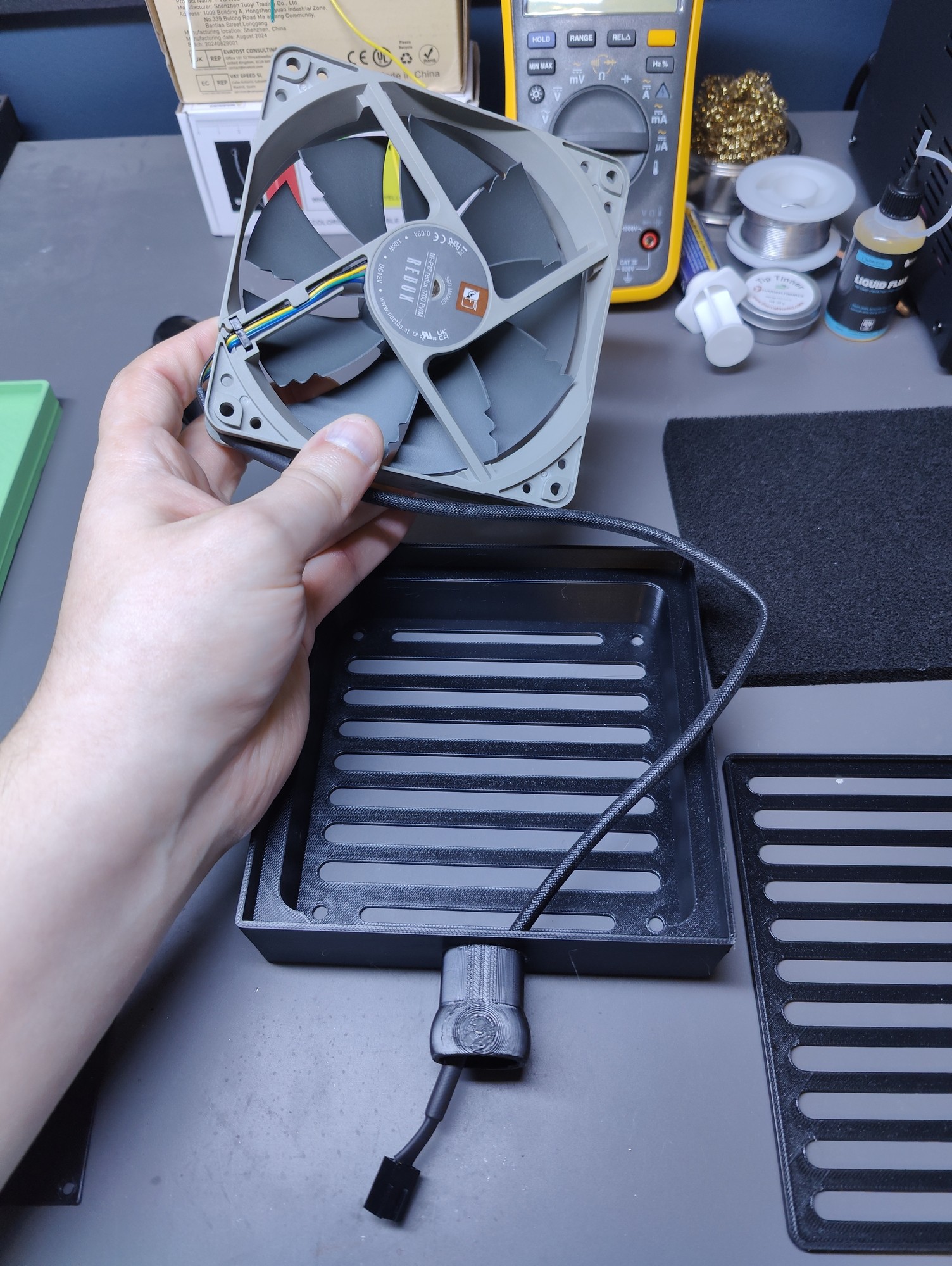 Instructions | DIY Soldering Fume Extractor | Hackaday.io