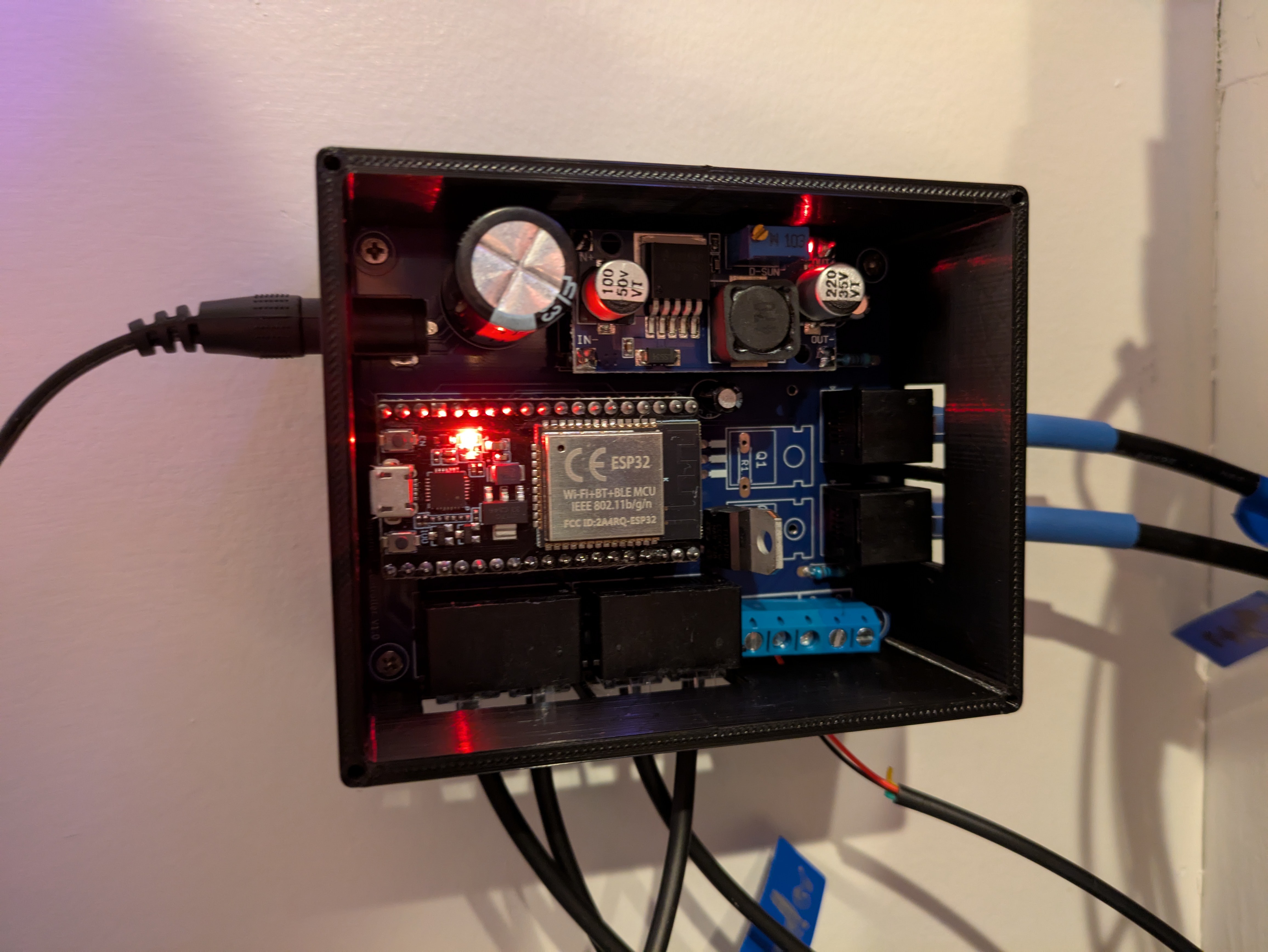Aquarium Monitor and Controller | Details | Hackaday.io