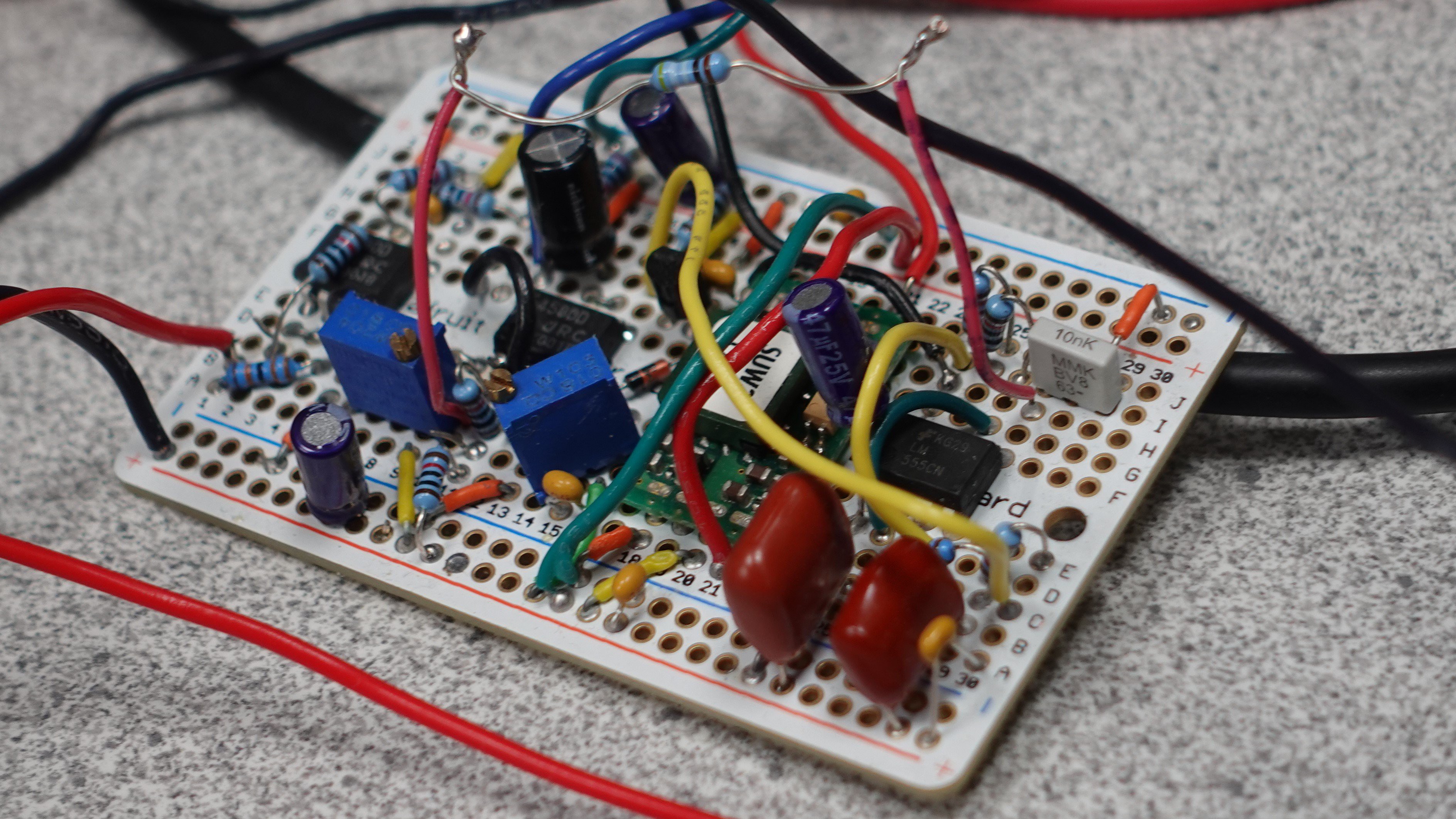 Gallery | 555 Timer Voltage to Frequency For Measurement | Hackaday.io