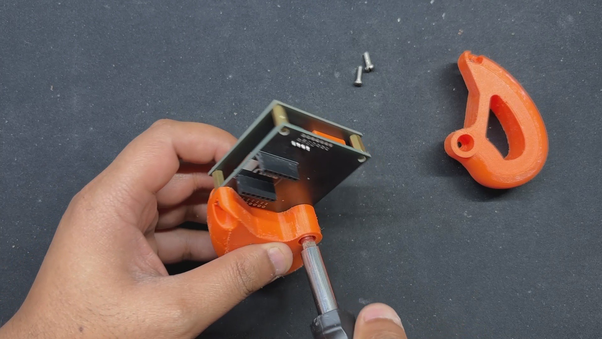 Gallery | Handheld PONG Console | Hackaday.io