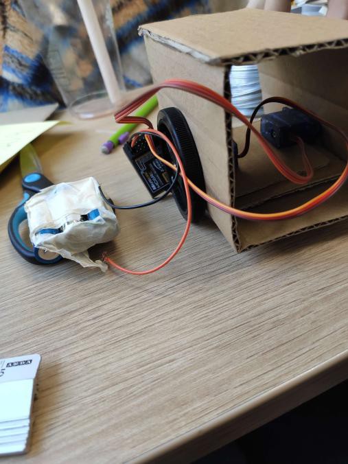 Gallery | Self balancing crossbow on wheels | Hackaday.io