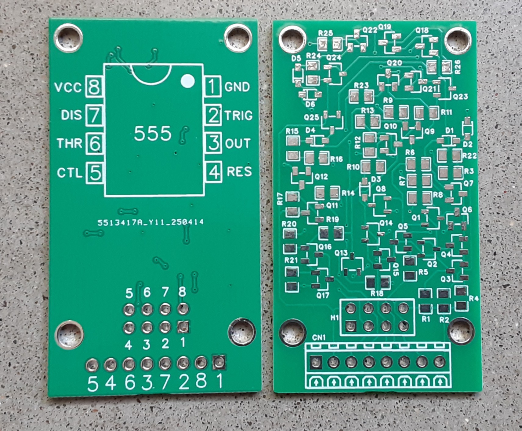 Project | Discrete Component 555 Timer (SMD) | Hackaday.io