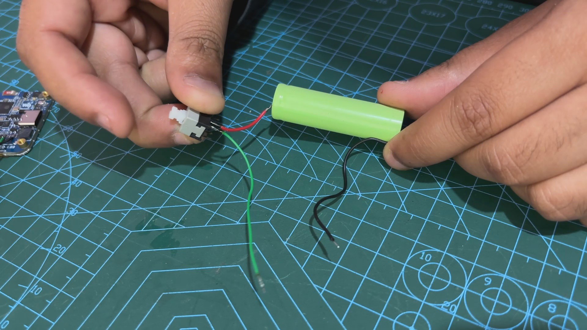 Snake Game Console Mini | Hackaday.io