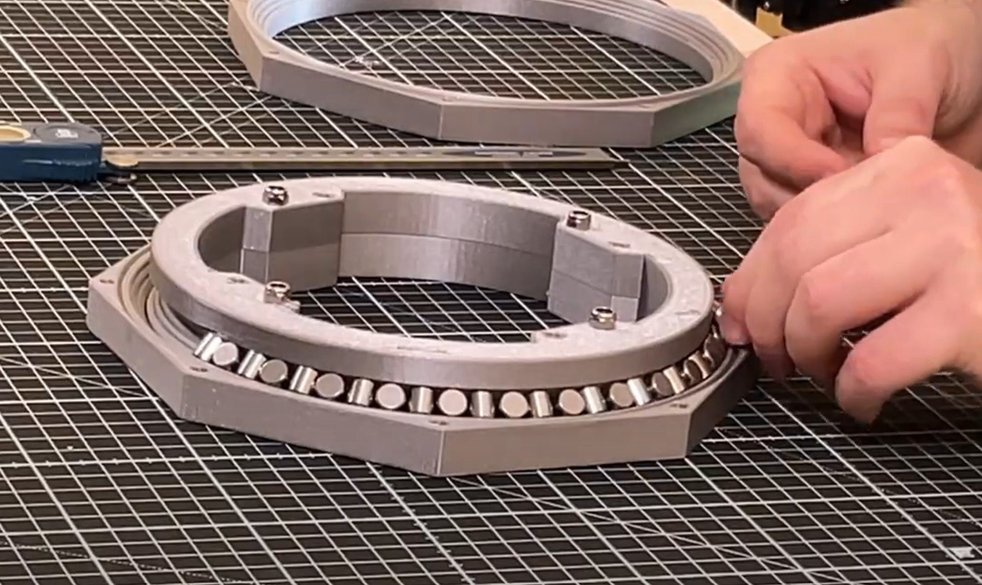 Designing an automated bearing test rig | Details | Hackaday.io