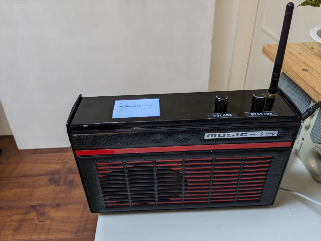 Gallery | Simple WIFI Radio | Hackaday.io