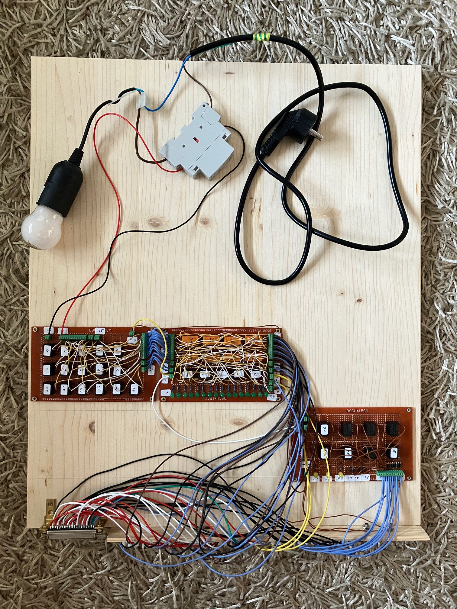 Gallery | Homebrew 16 bit relay computer | Hackaday.io