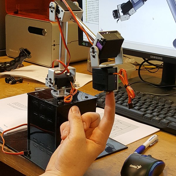 Object Following Control of a Robotic Camera Arm | Hackaday.io
