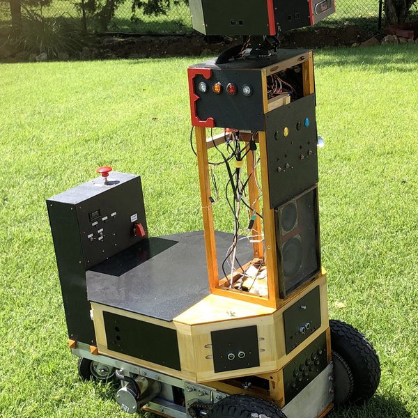 Zoe The Robot | Hackaday.io