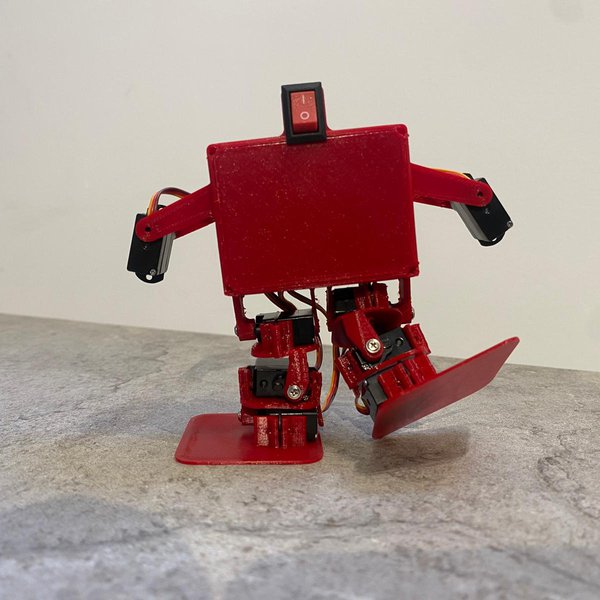 Smallest Humanoid Robot World Record (almost) | Hackaday.io