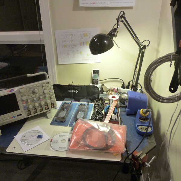 Tektronix MSO2024B Oscilloscope Review | Hackaday.io