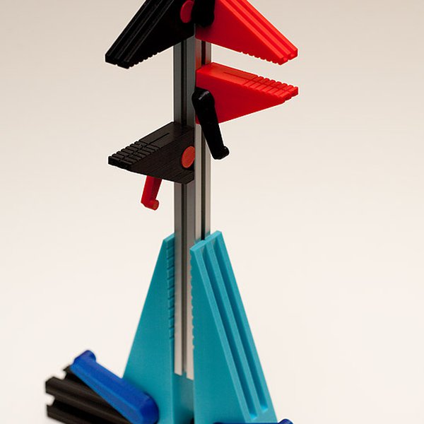 Universal Quick-Release Bar Clamps | Hackaday.io