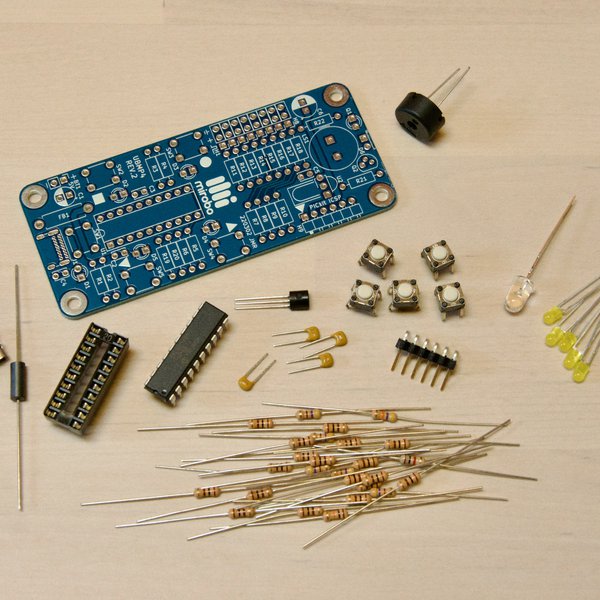 UBMP4 USB PICmicro development board | Hackaday.io