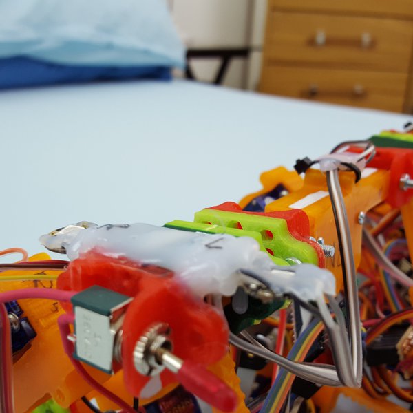 Robot walking like worm | Hackaday.io