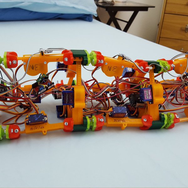 Robot walking like worm | Hackaday.io