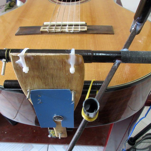 Guitar Toe Tapper | Hackaday.io