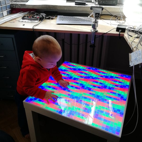 32x32 LED table with USB HID | Hackaday.io