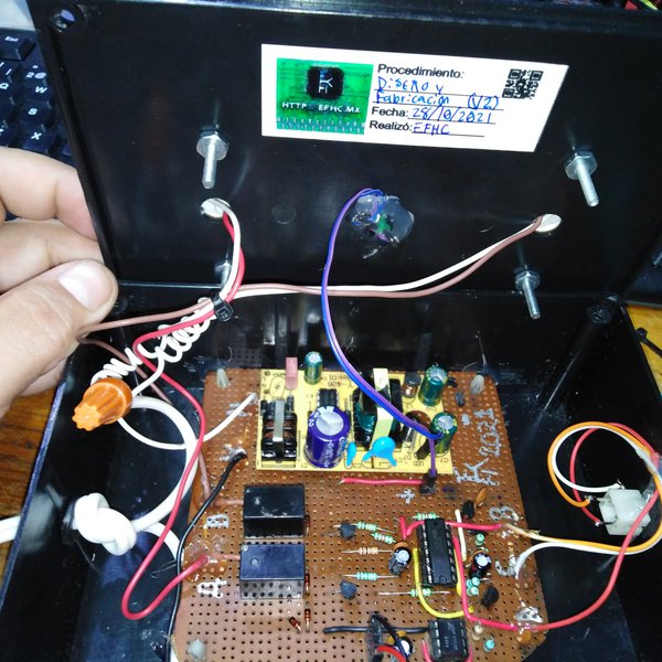 Quiz game buttons 556/555 based | Hackaday.io