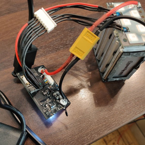 DJI FPV - Battery Breakout Mod [1]: First Tests | Hackaday.io