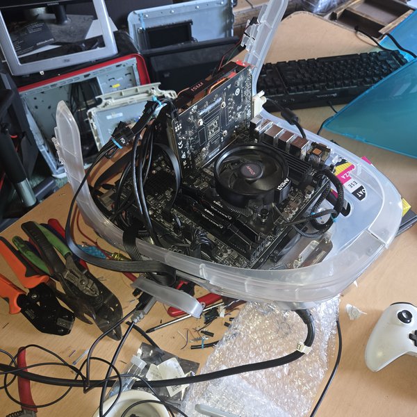 iMac g3 modern PC build | Hackaday.io