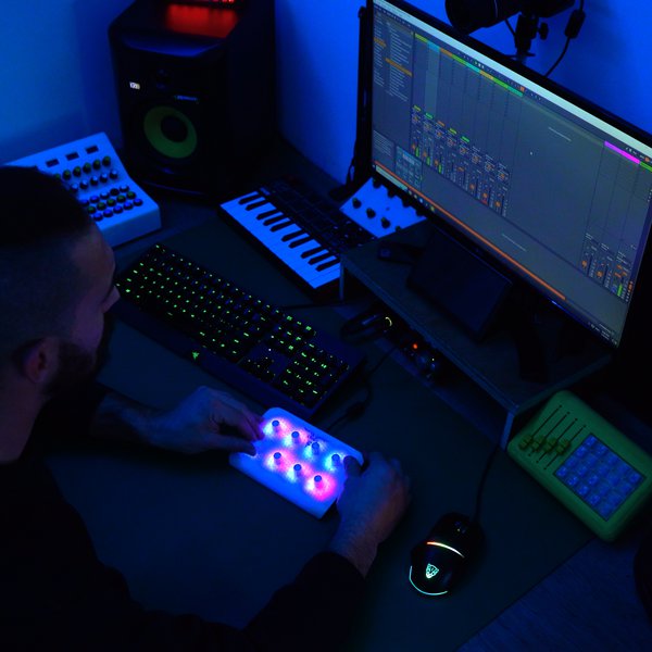 Crius Vertical Infinity Control-Arduino USB MIDI | Hackaday.io