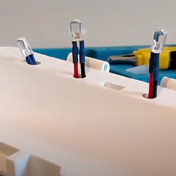 DFF (Dumb Futuristic Flightcase) for glasses | Hackaday.io