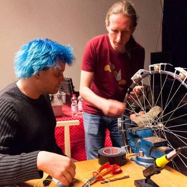 Bending the light | Hackaday.io