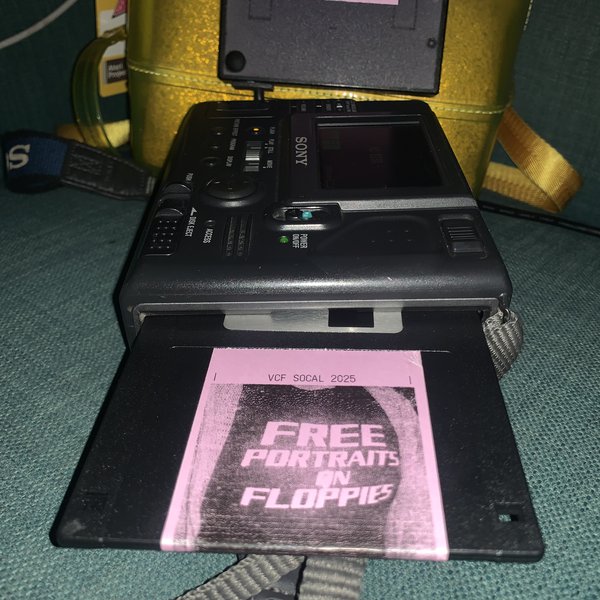 Free Portraits on Floppies | Hackaday.io