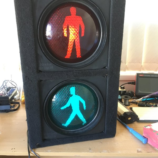 Traffic Light Crossing | Hackaday.io