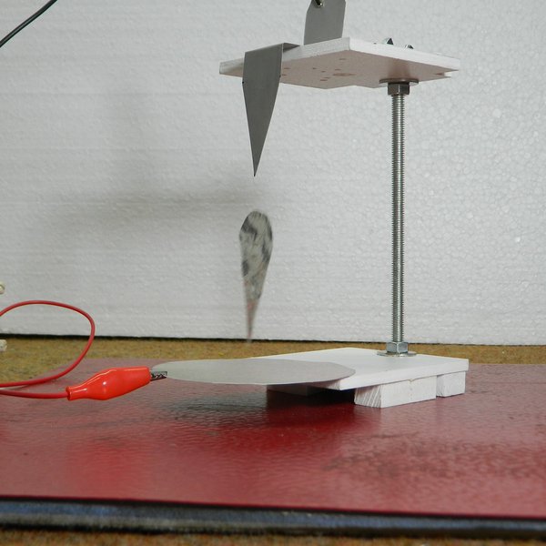 Stable Electrostatic levitation experiment | Hackaday.io