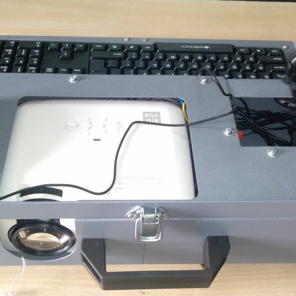 'pπ' - Projector + Raspberry Pi in a box | Hackaday.io
