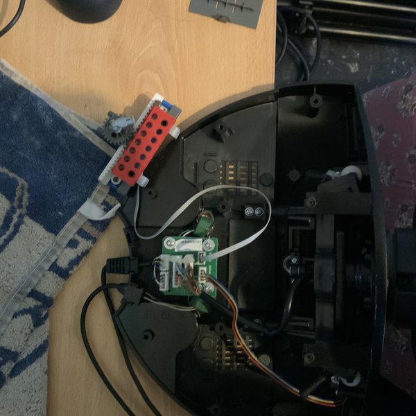 Fixing a Thrustmaster 458 steering wheel with Lego | Hackaday.io