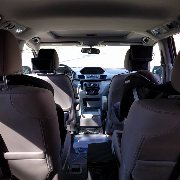 Dual Screen Mirrored In-Car Media Center | Hackaday.io