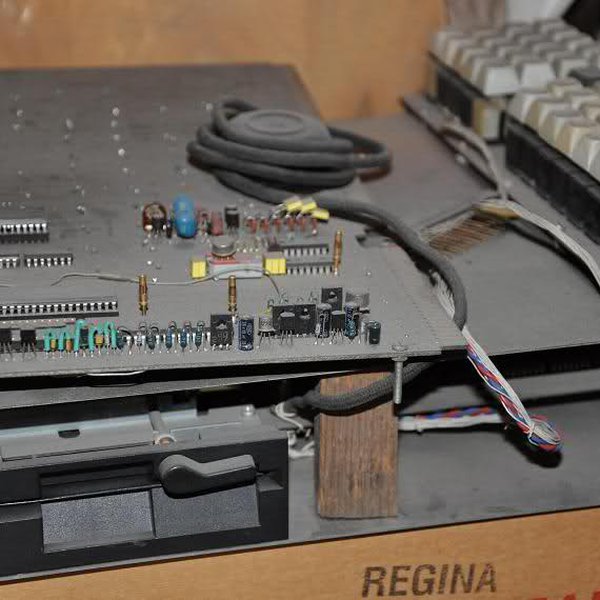 "XOR Hobby", a Vintage Z80 Computer Prototype | Hackaday.io