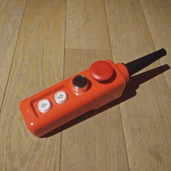 The B-button v2.0 | Hackaday.io